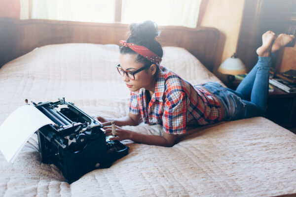 10 Of Our Favorite Sappho Lesbian Quotes To Get You Through The Week ...