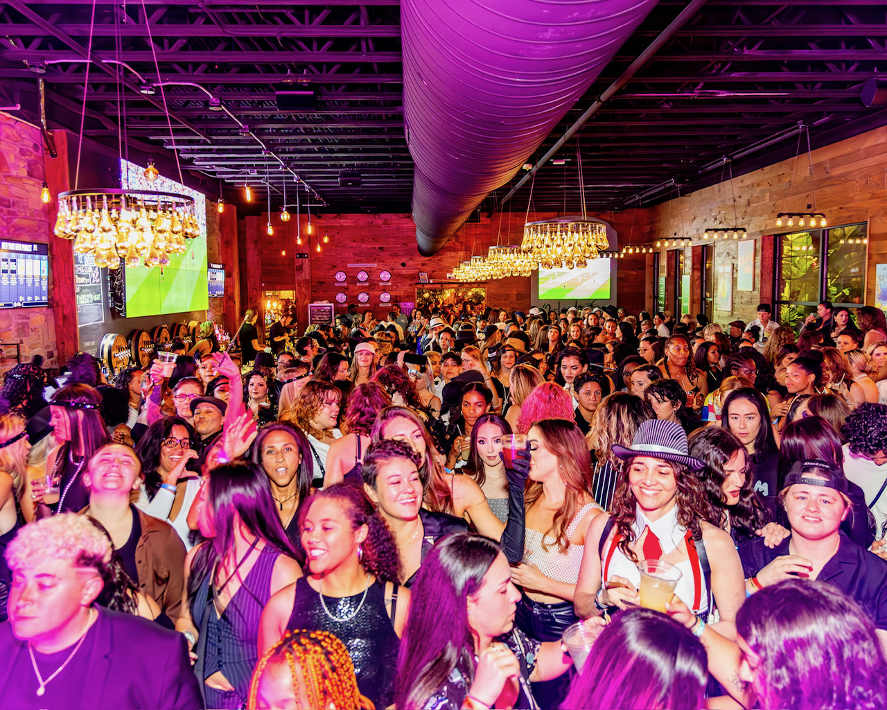 Girls in Wonderland is Celebrating 25 Years! - GO Magazine