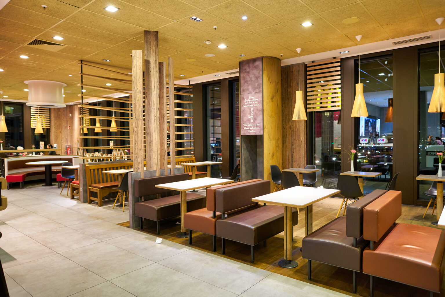 A Lesbian Teen Was Brutally Attacked Inside A McDonald’s - GO Magazine